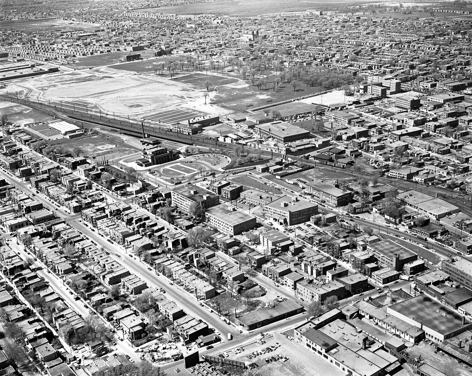 100 ans de divertissement au parc Jarry | BAnQ